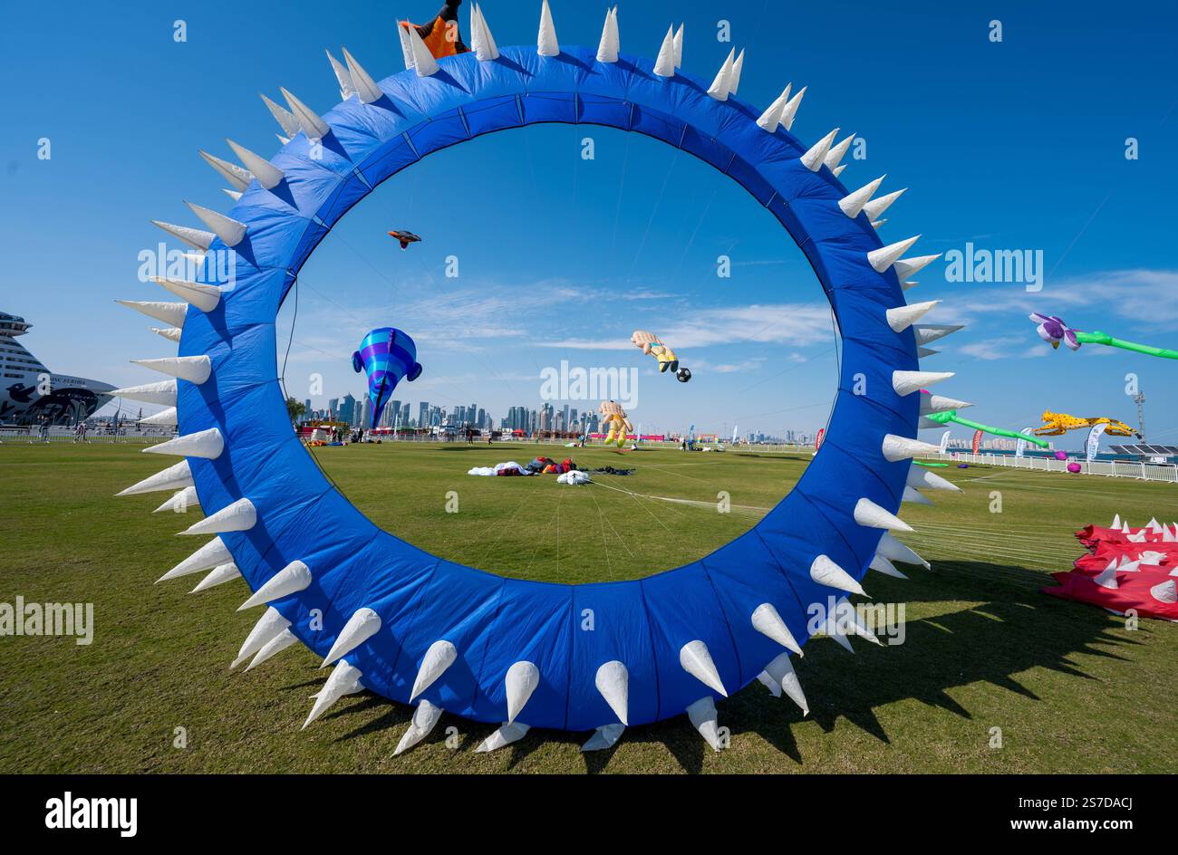 QATAR KITE FESTIVAL 2025 Participants are flying their kites in doha ...