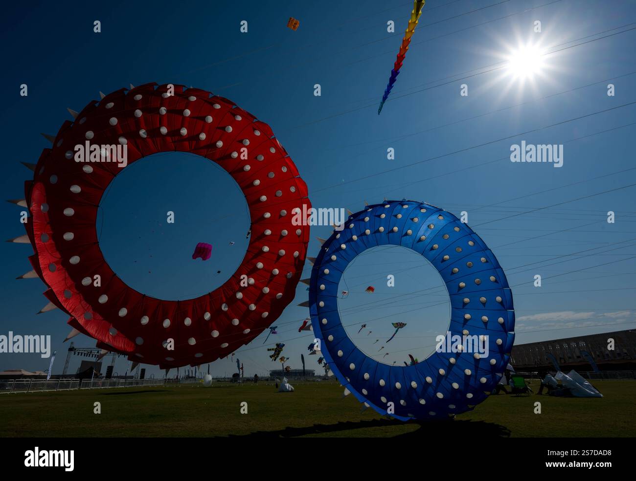 QATAR KITE FESTIVAL 2025 Participants are flying their kites in doha ...