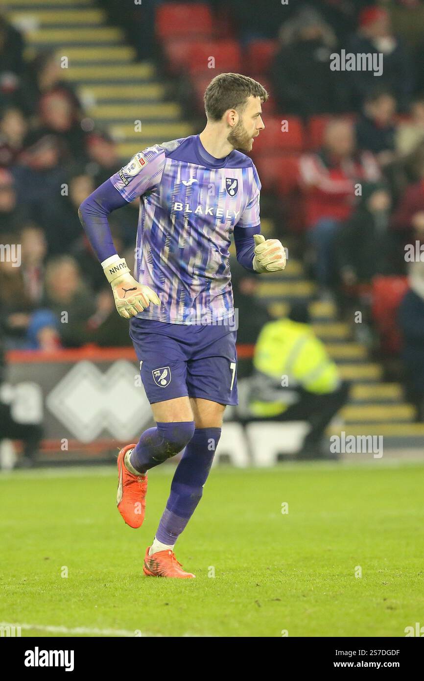 Bramall Lane, Sheffield, England - 18th January 2025 Angus Gunn ...