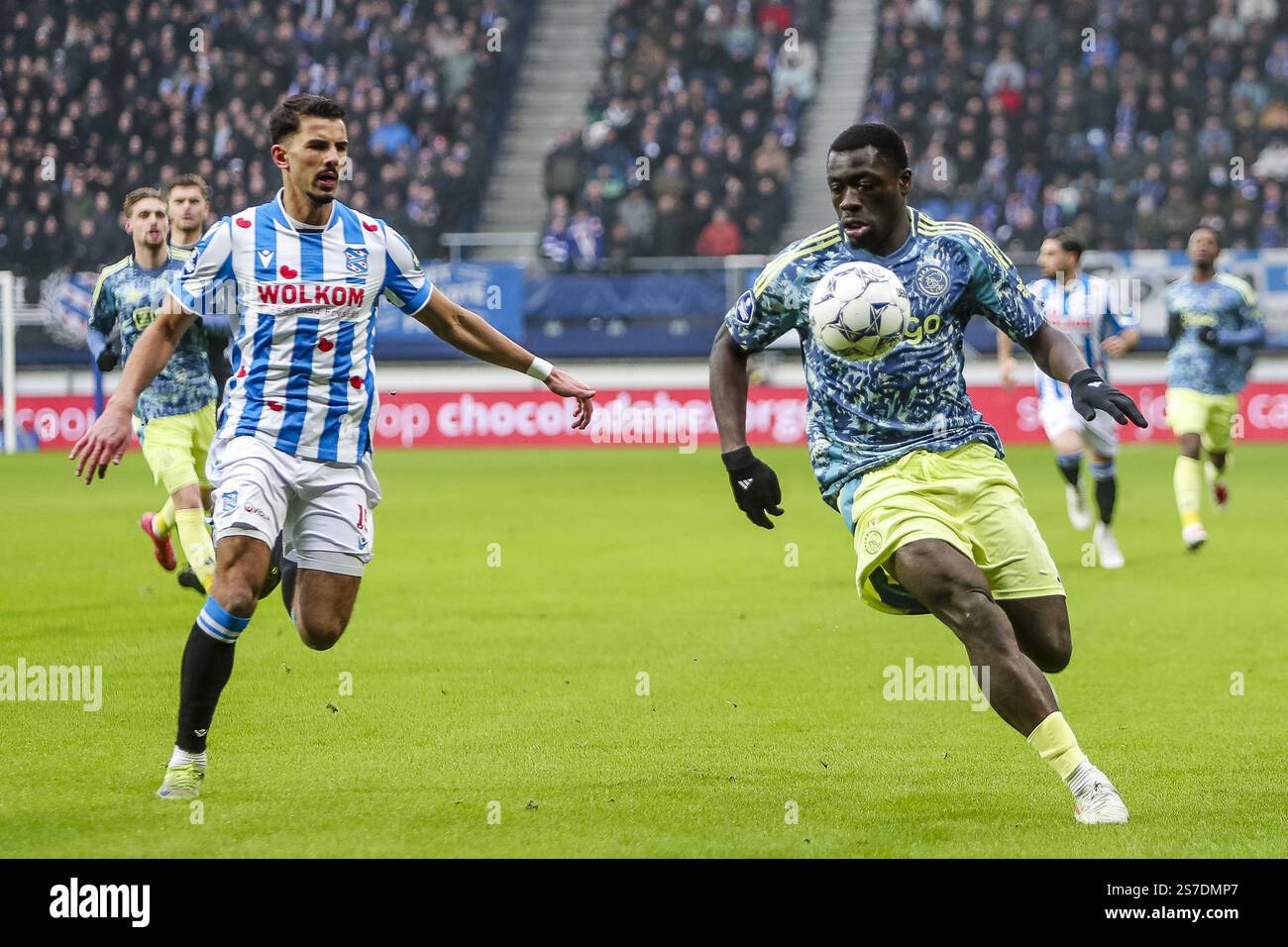 Heerenveen, Netherlands. 19th Jan, 2025. HEERENVEEN - 19-01-2025, Abe Lenstra Stadion. Dutch ...