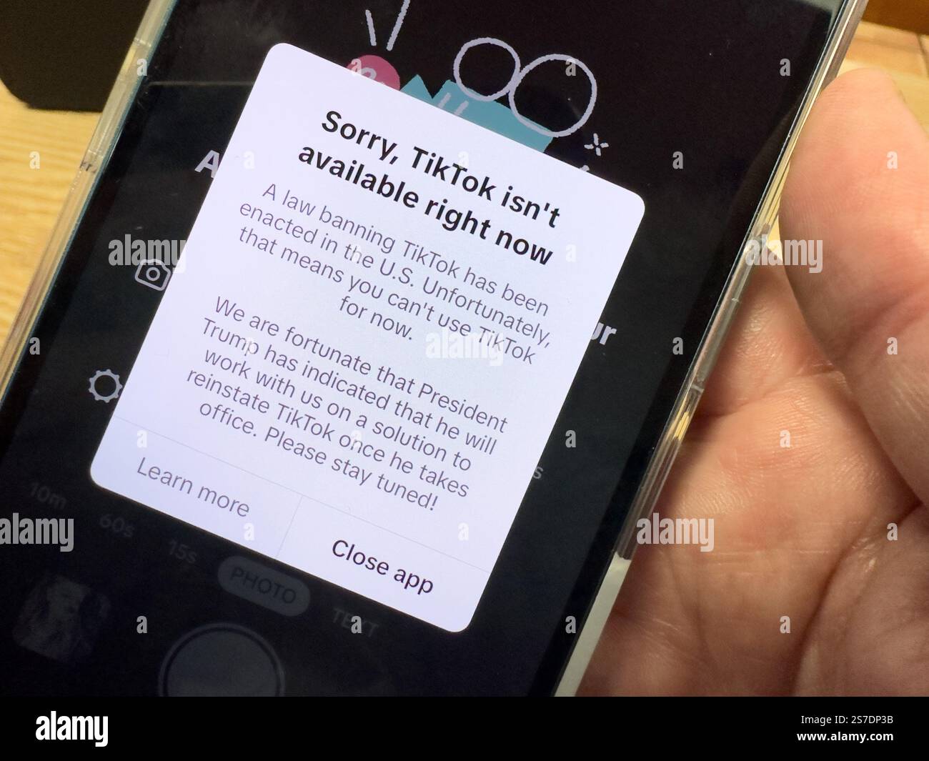 San Jose, USA. 18th Jan, 2025. The message that the Tiktop app has been ...