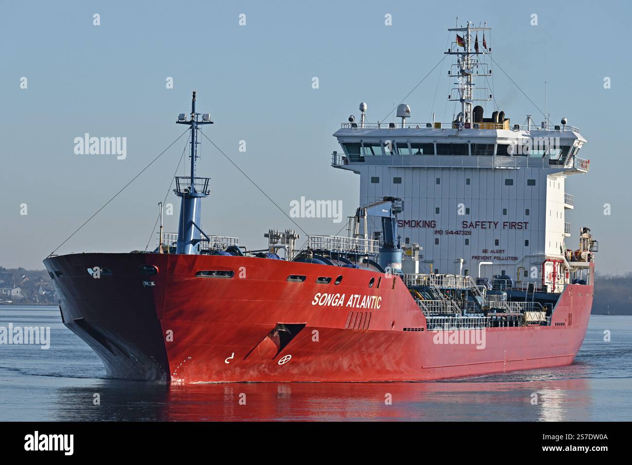 Chemical / Oil Products Tanker SONGA ATLANTIC showing it's new colors ...