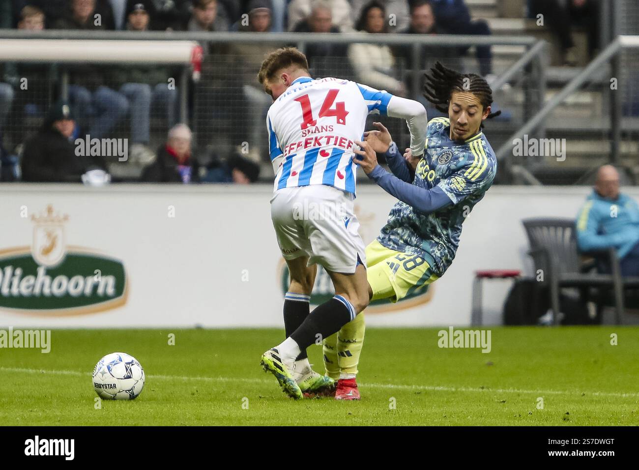 HEERENVEEN - 19-01-2025, Abe Lenstra Stadion. Dutch Eredivisie Football 2024 / 2025, during the ...