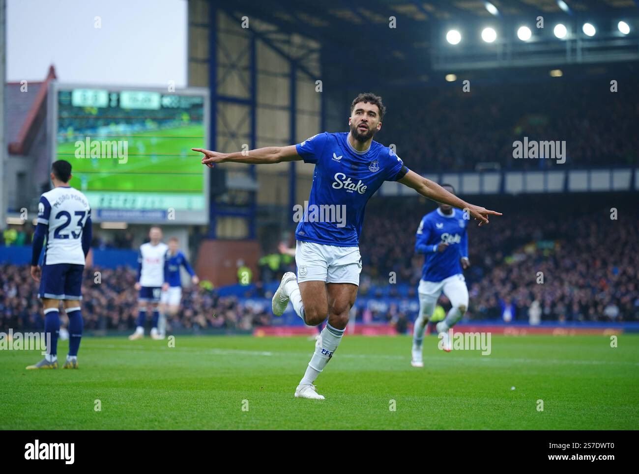 Everton's Dominic Calvert-Lewin celebrates scoring their side's first ...