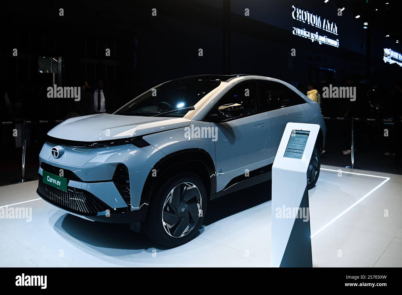 New Delhi, Delhi, India. 18th Jan, 2025. Tata Motors Curvv.ev Electric ...