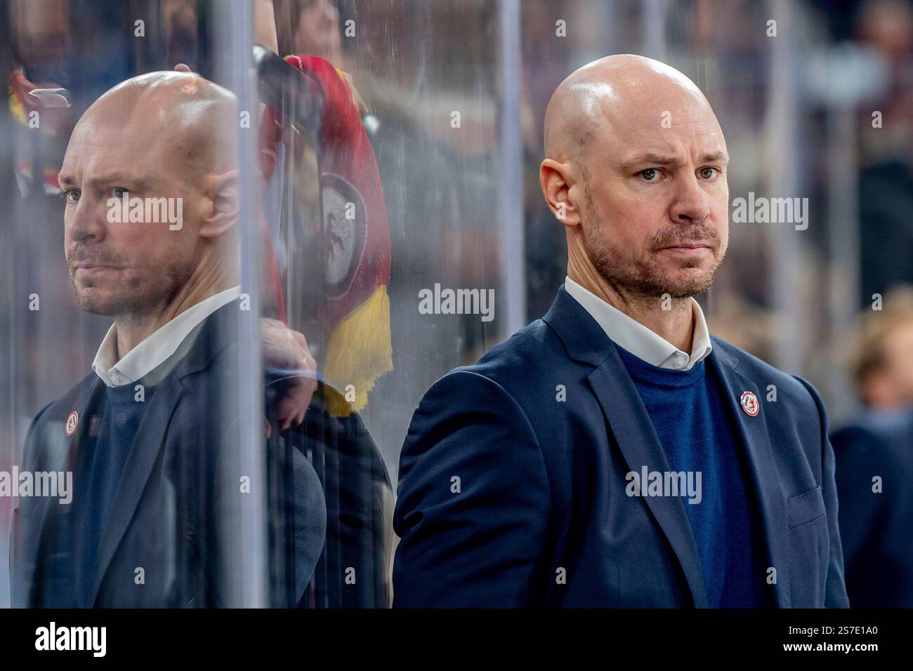 Muenchen, Deutschland. 19th Jan, 2025. Steven Reinprecht (Chef-Trainer ...