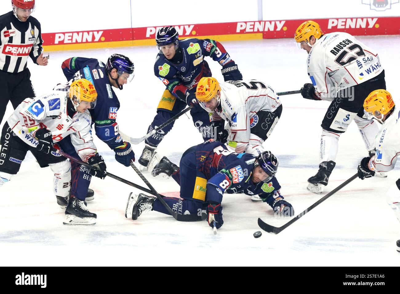 Berlin, Deutschland. 19th Jan, 2025. 19.01.2025, Uber-Arena, Berlin ...