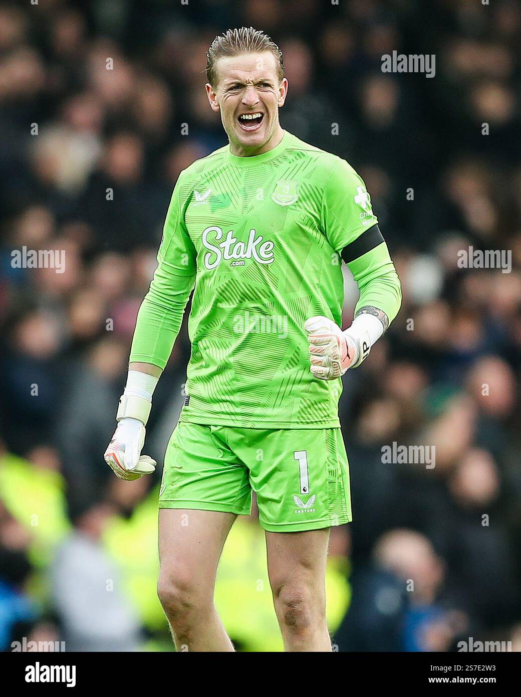 Jordan Pickford of Everton celebrates after the team's second goal ...