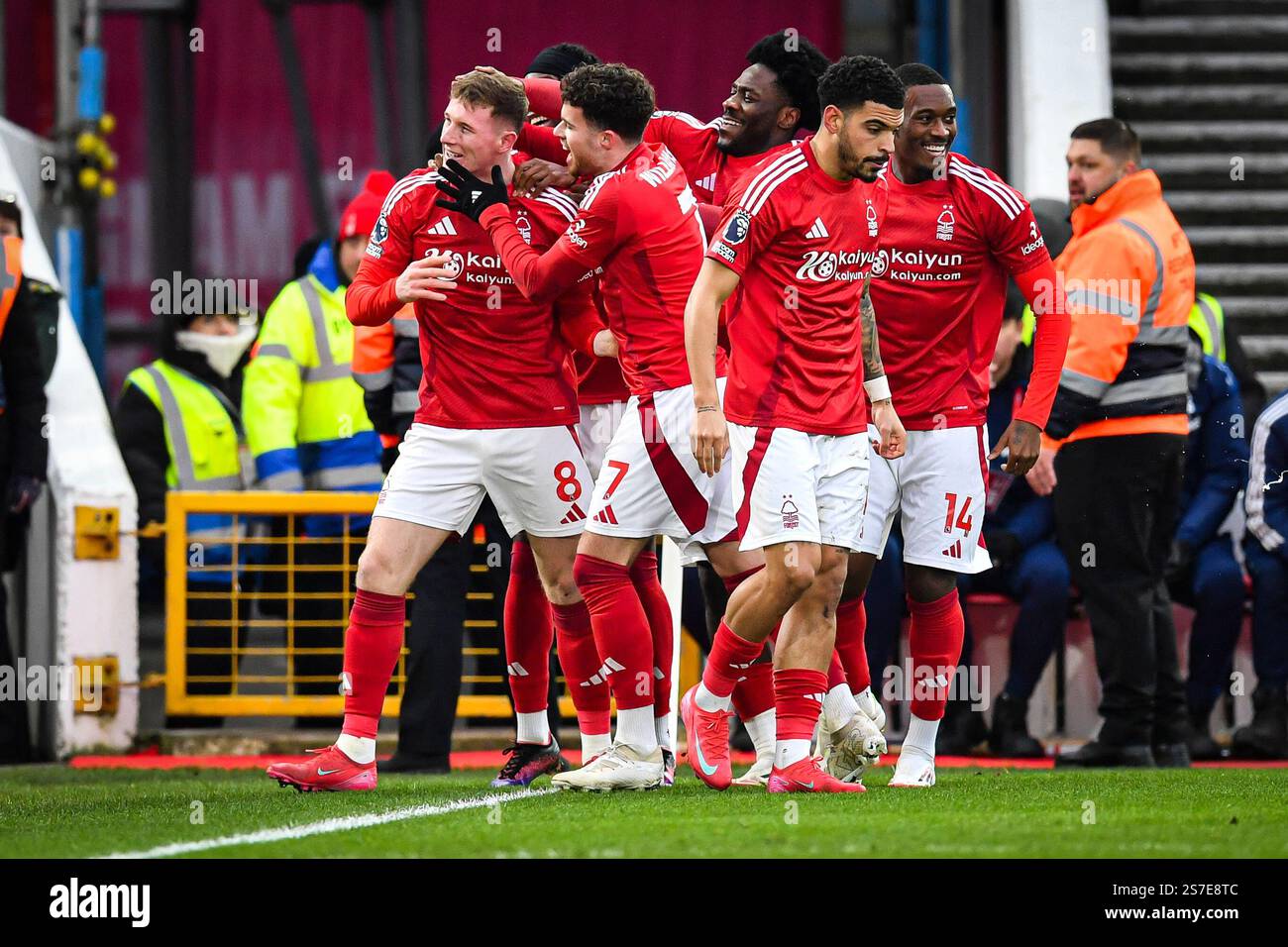 The City Ground, Nottingham, UK. 19th Jan, 2025. Premier League ...