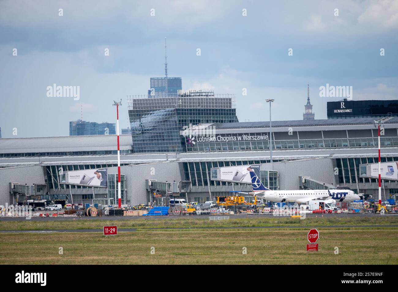 Warsaw aviation hi-res stock photography and images - Alamy