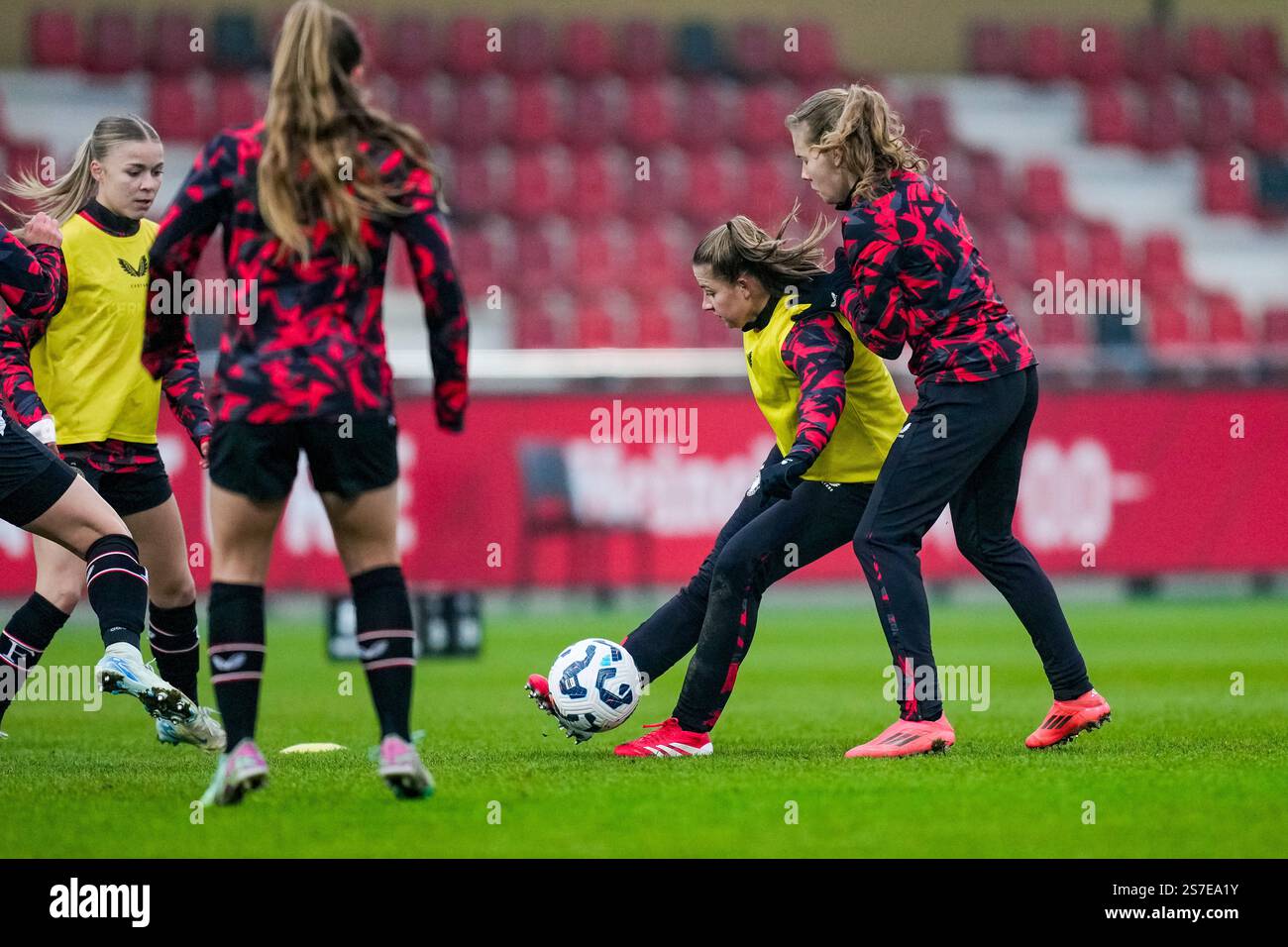 Rotterdam, The Netherlands. 19th Jan, 2025. Rotterdam - Tess van Bentem ...