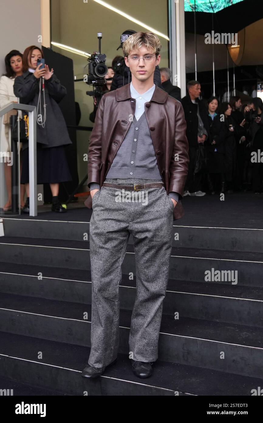 Troye Sivan arrives as he attends at the men's Prada Fall-Winter 2025 ...