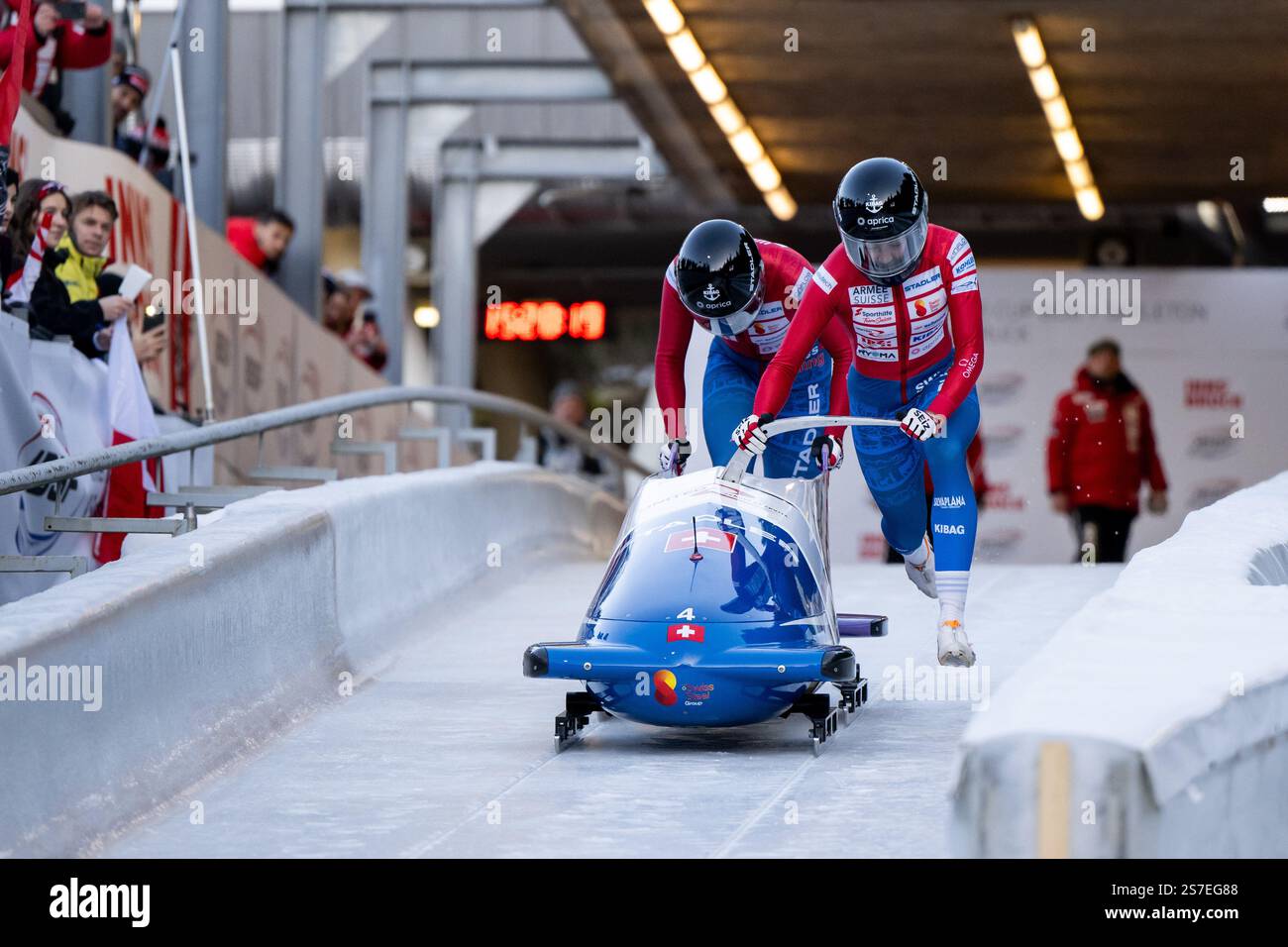 Melanie Hasler, Nadja Pasternack (Schweiz) am Start, AUT, IBSF Bob Weltcup Innsbruck - Igls ...