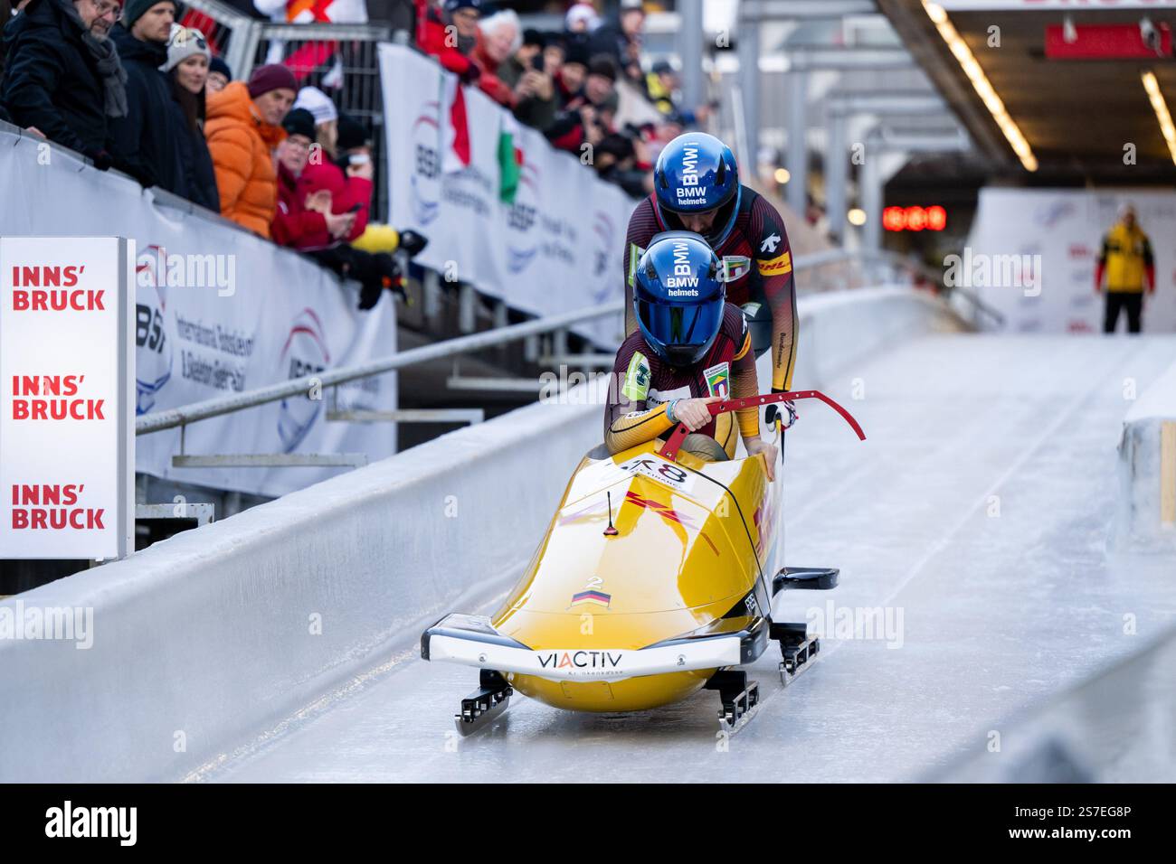 Kim Kalicki, Leonie Fiebig (Deutschland) am Start, AUT, IBSF Bob ...
