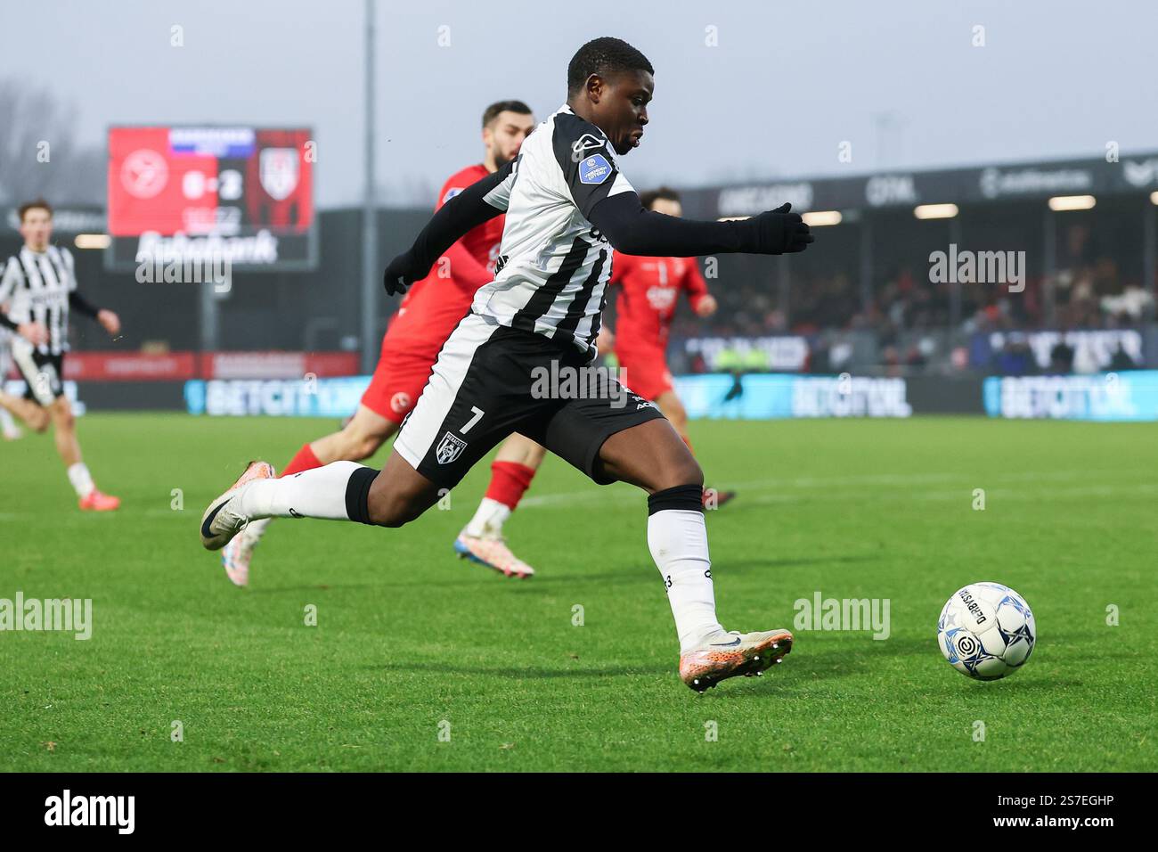 Almere, Netherlands. 19th Jan, 2025. ALMERE, 19-01-2025, Yanmar Stadium ...