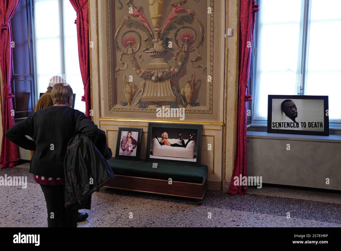 Milan, Italy. 19th Jan, 2025. Milan. Viva Oliviero - Milan celebrates ...