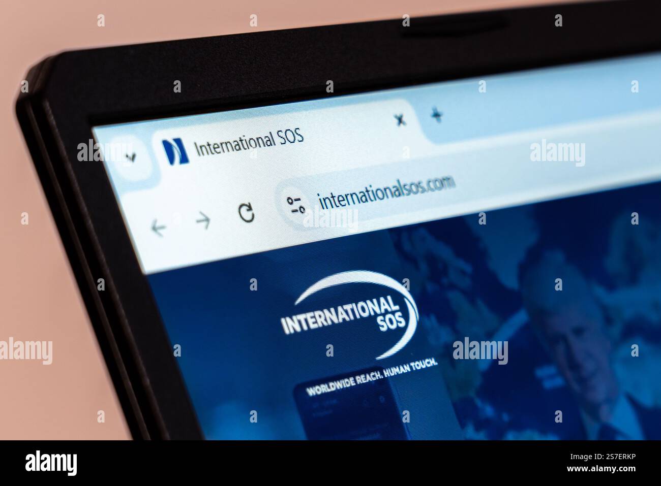 New York, USA - January 19, 2025: International SOS website providing ...