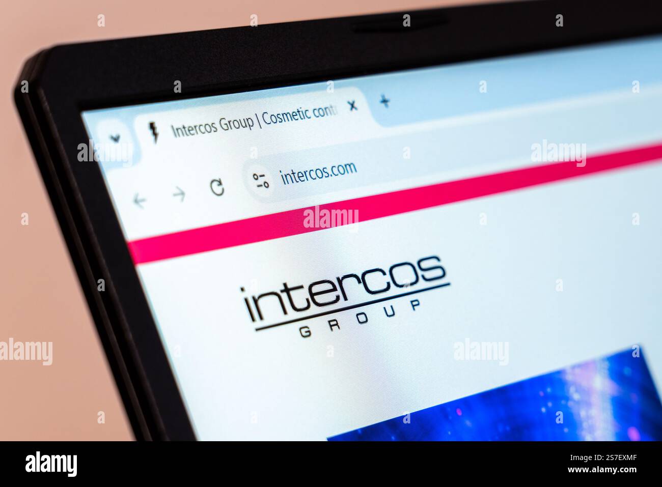 New York, USA - January 19, 2025: Intercos Group website showcasing ...