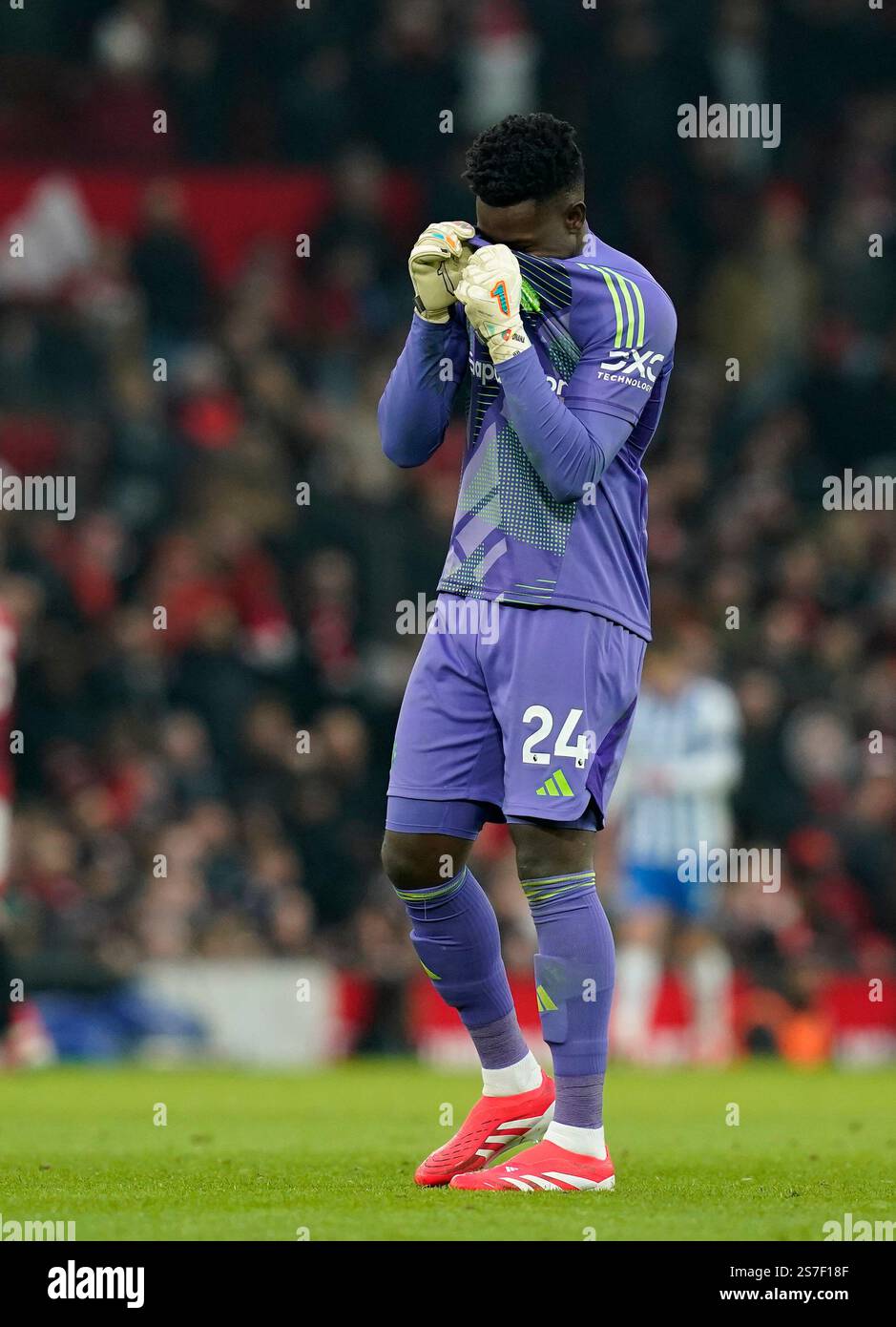 Manchester, UK. 19th Jan, 2025. André Onana of Manchester United reacts ...
