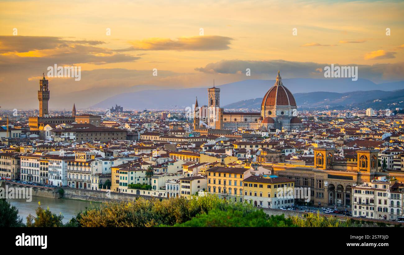 Beautiful Sunset view of Florence Italy, the most popular tourist city ...