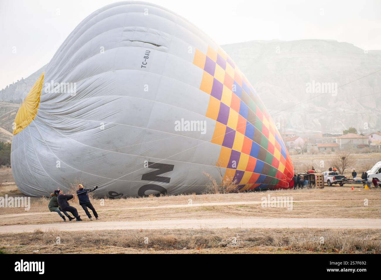 Goreme, Turkey - 27th december, 2024: balloon company worker work hard ...