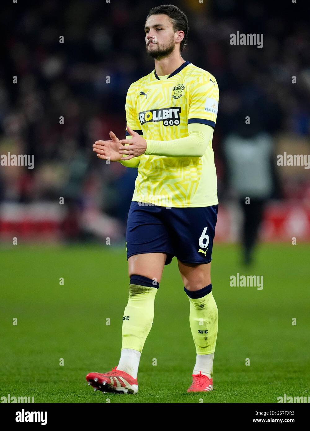 Southampton's Taylor Harwood-Bellis applauds the fans after the Premier ...