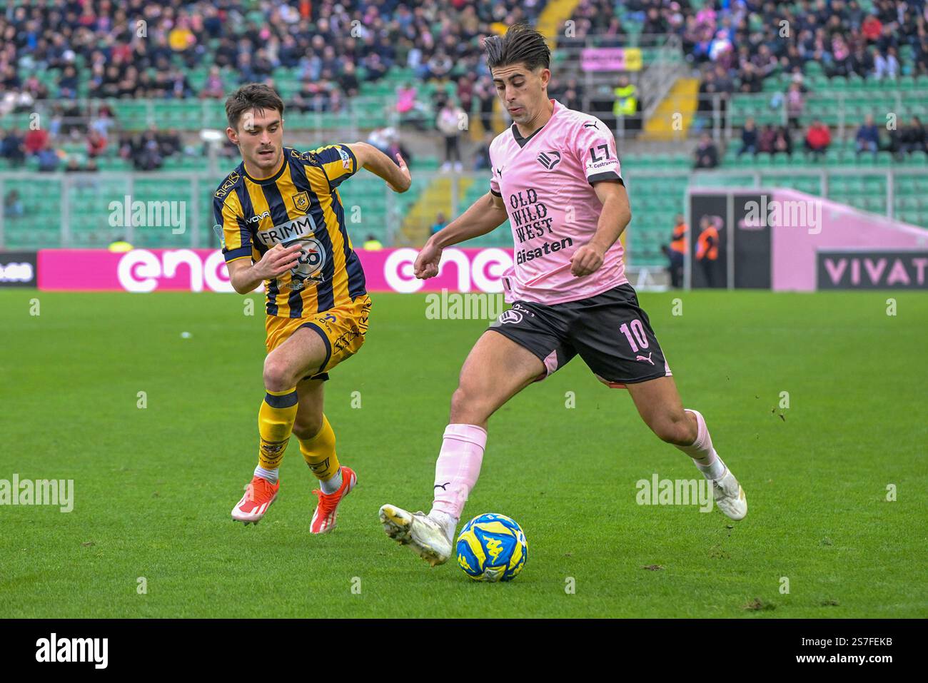 Palermo, Italy. 19th Jan, 2025. Filippo Ranocchia (Palermo F.C.) during ...