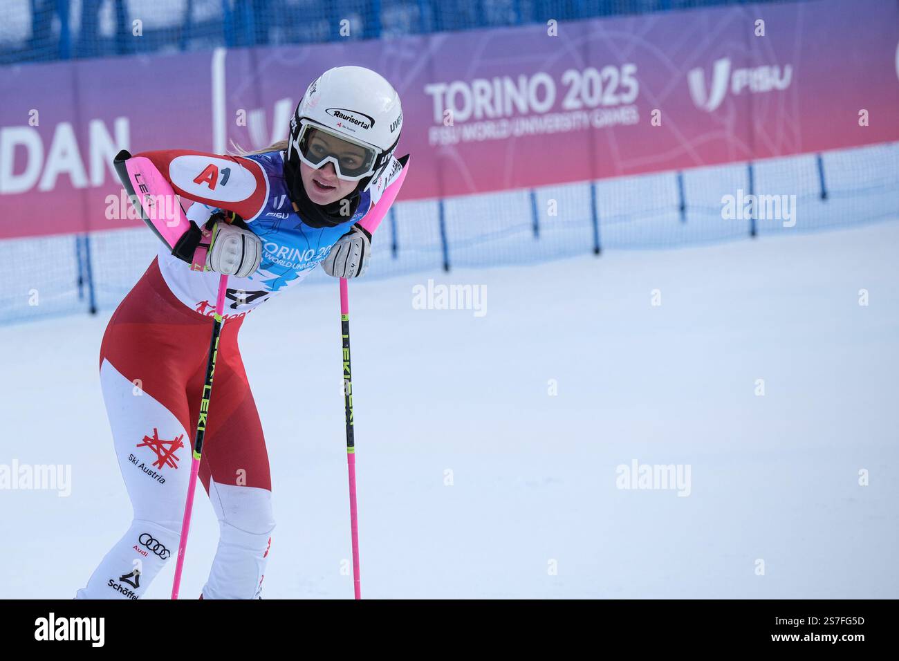 Bardonecchia, Italy. 18th Jan, 2025. Lara Fletzberger of Austria in ...