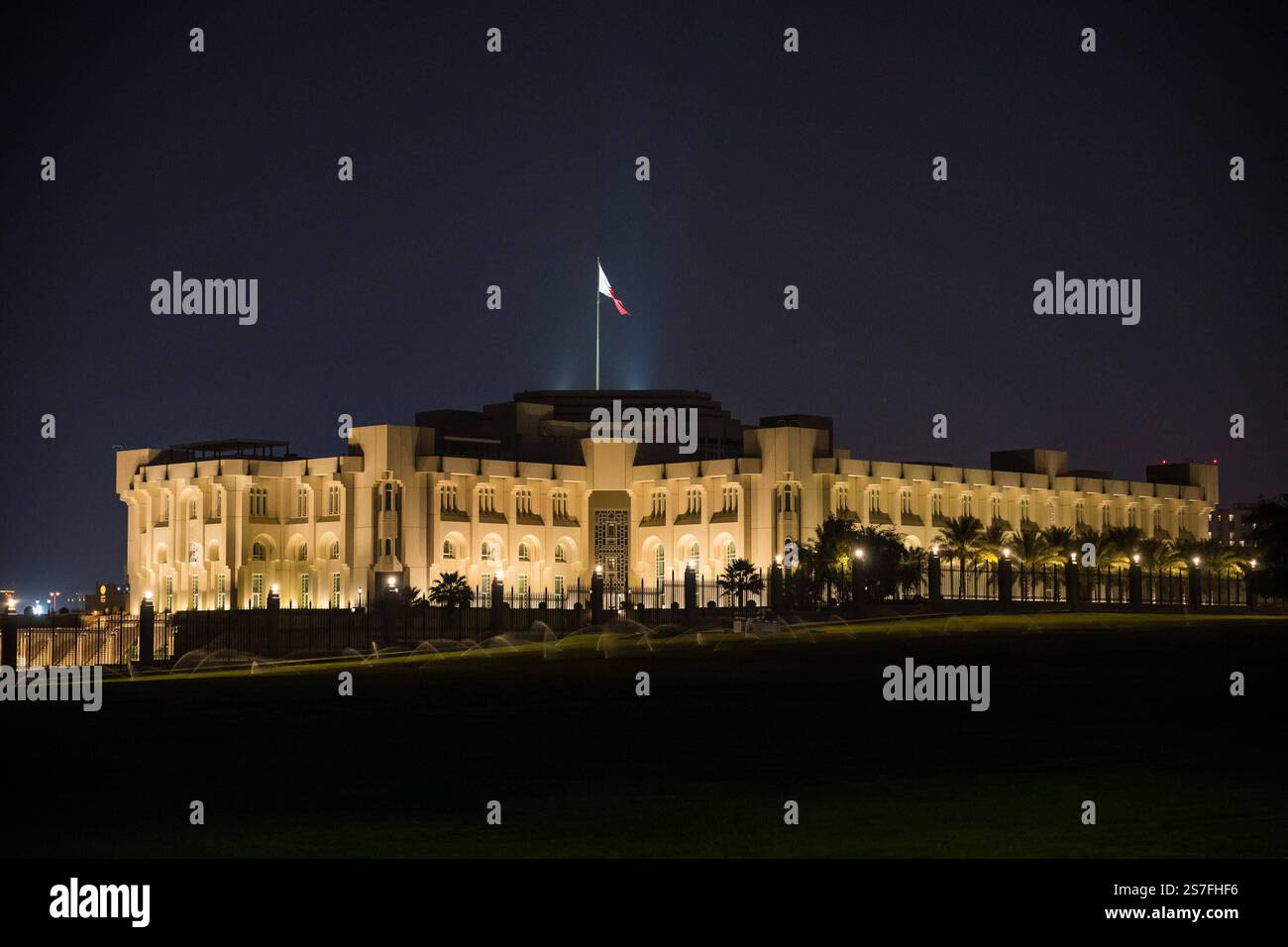 Amiri Diwan bei Nacht *** Amiri Diwan by night Stock Photo - Alamy