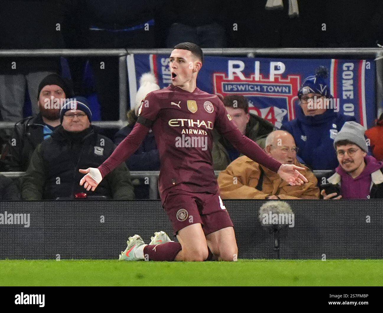 Manchester City's Phil Foden celebrates scoring their side's first goal ...