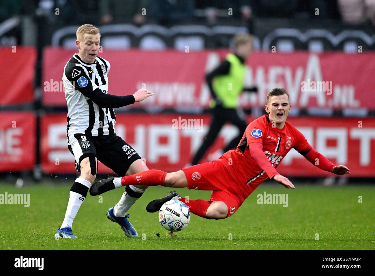 ALMERE - (l-r) Jannes Wieckhoff of Heracles Almelo, Kornelius Normann ...
