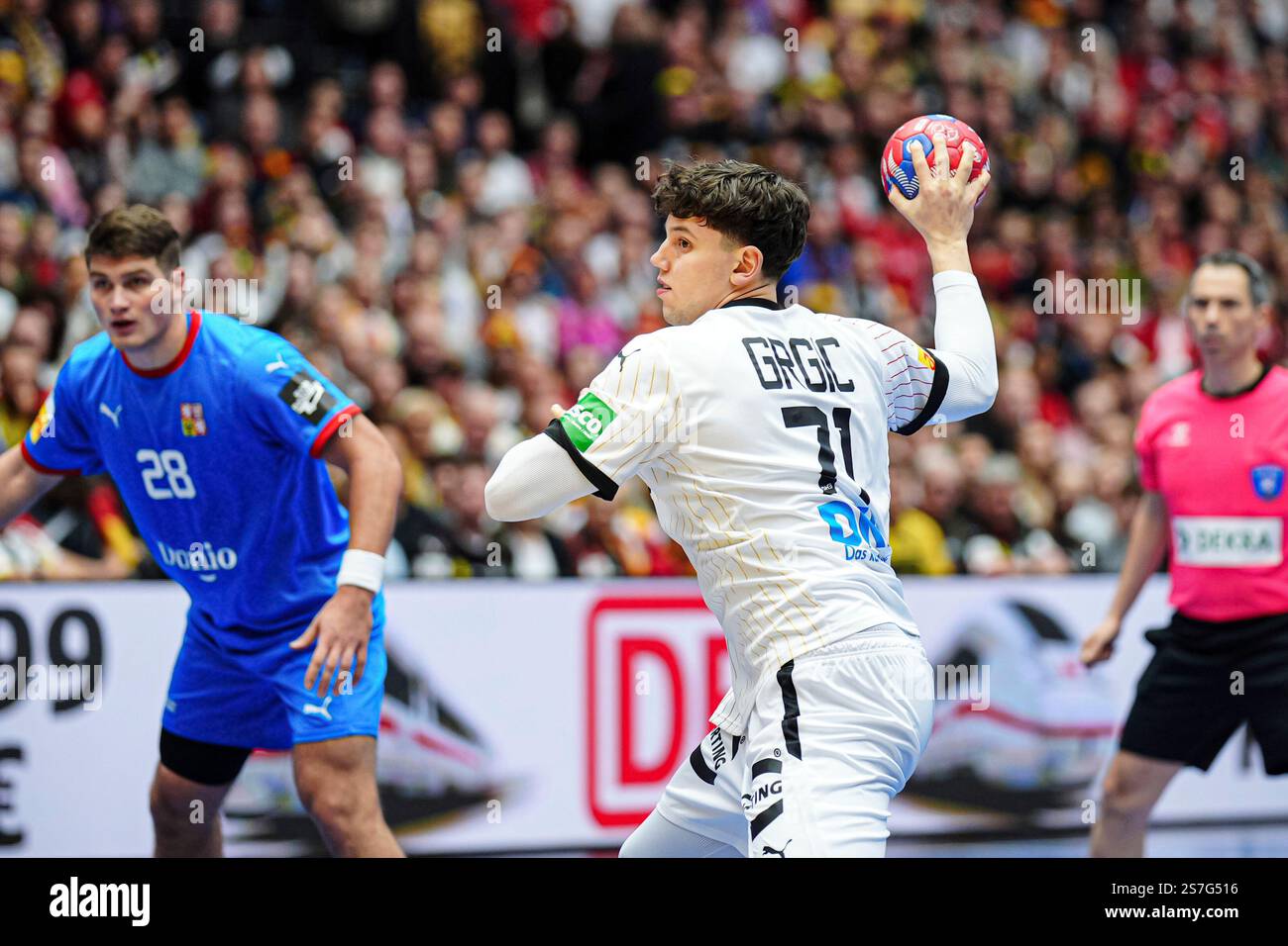 7 Meter Wurf/Tor Marko Grgic (Deutschland, #71) DEN, Deutschland vs. Tschechien, Handball, IHF ...