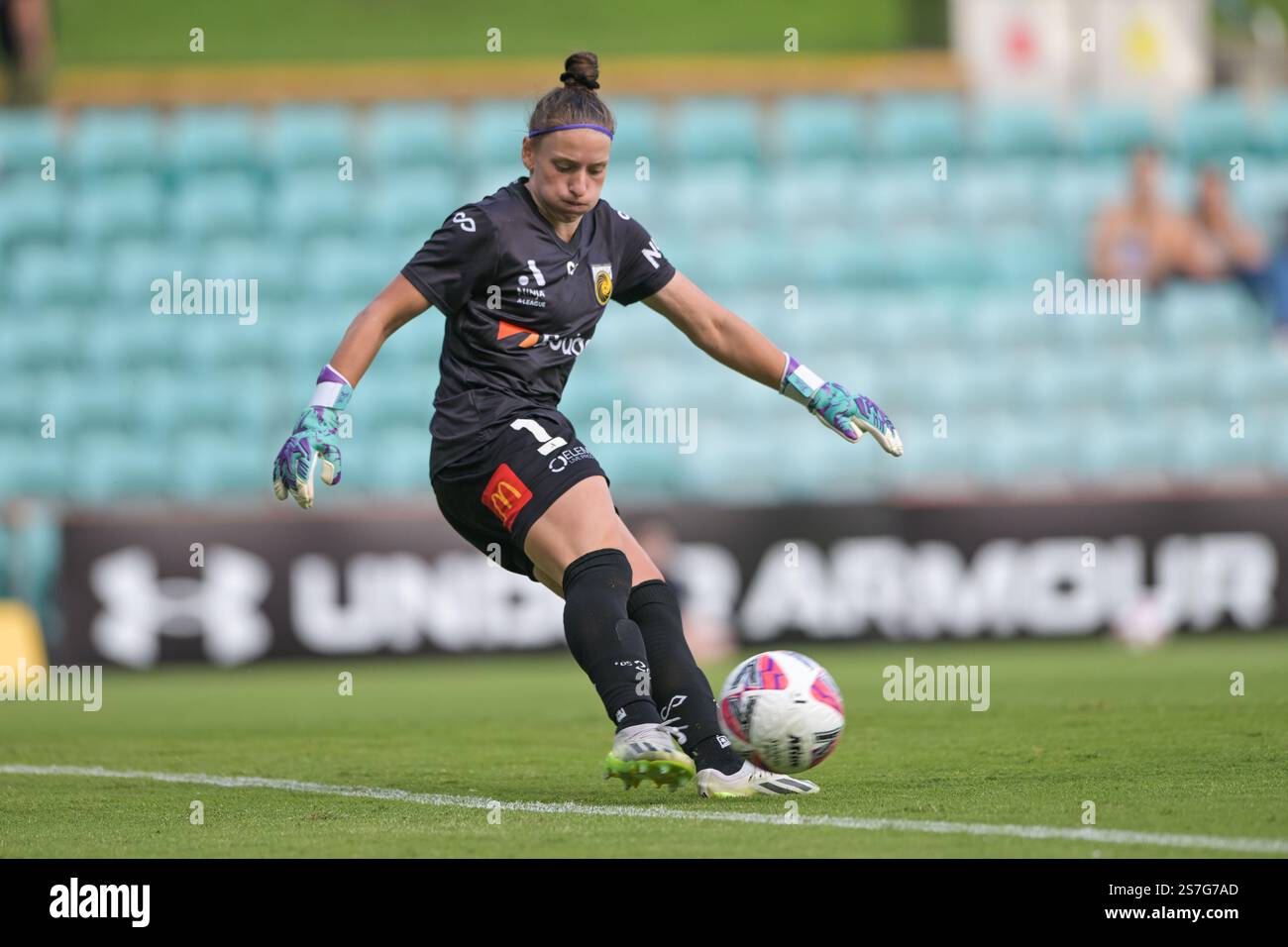 Sarah Jessica Langman of Central Coast Mariners FC seen in action ...