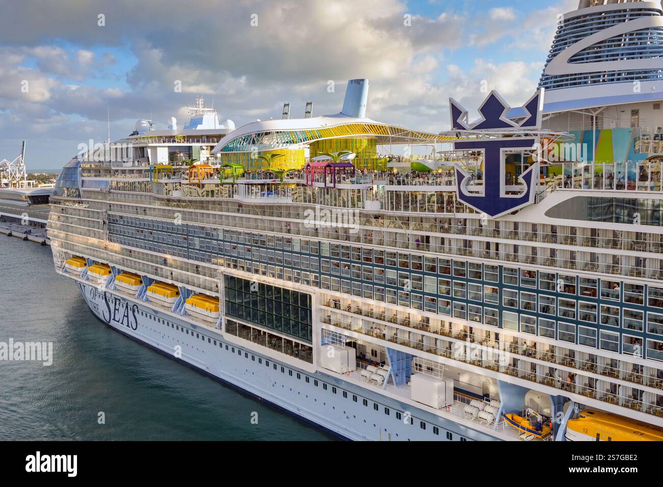 Miami, Florida, USA - 4 January 2025: Side view of the world's biggest cruise ship, the Icon of ...