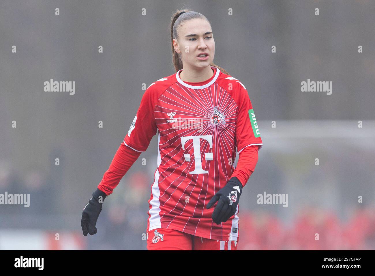 Alena Bienz (1. FC K?ln, #11). Testspiel Frauen, 1. FC K?ln - VfL ...
