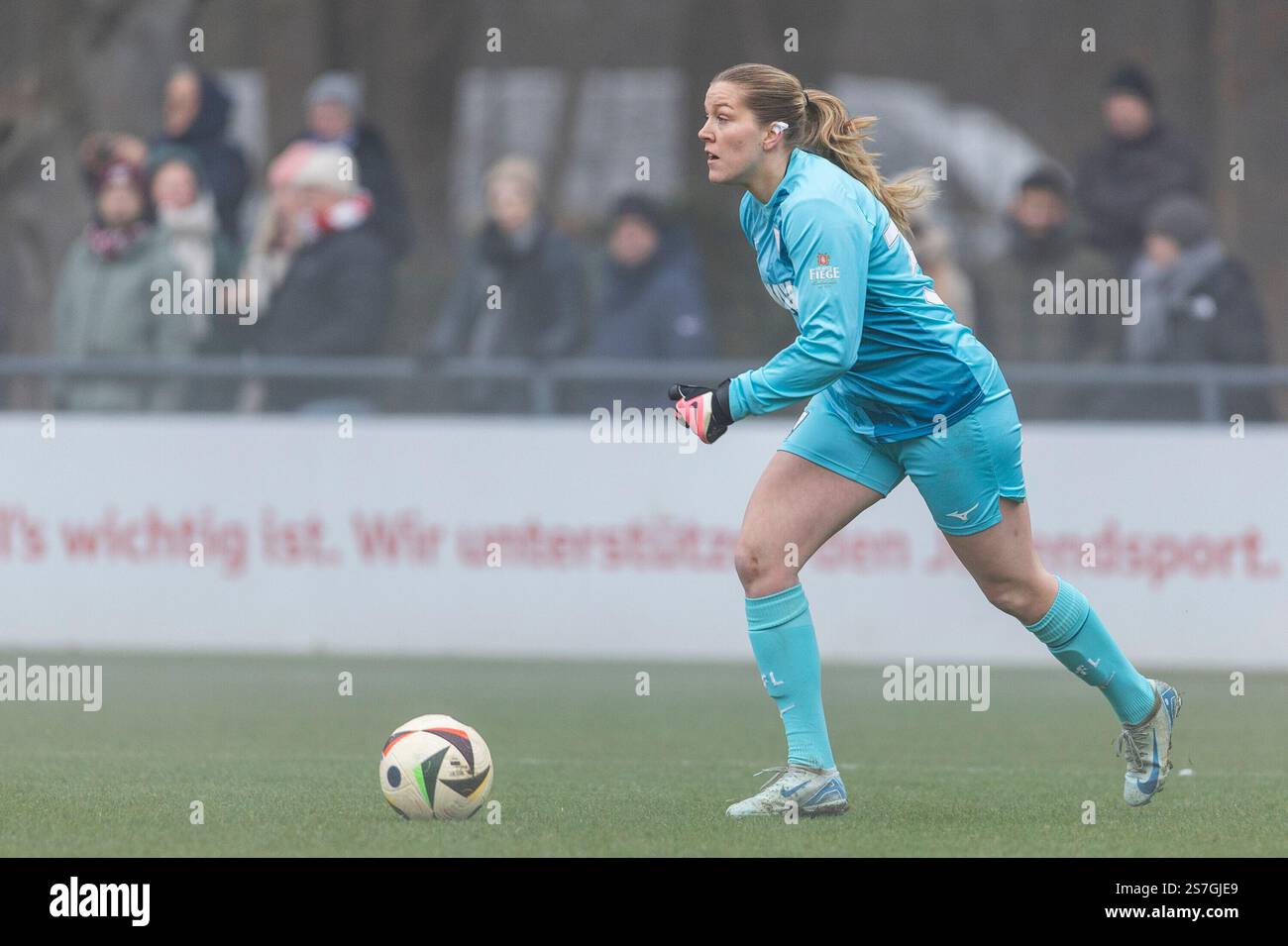 Leonie Doege (VfL Bochum, #30). Testspiel Frauen, 1. FC K?ln - VfL ...