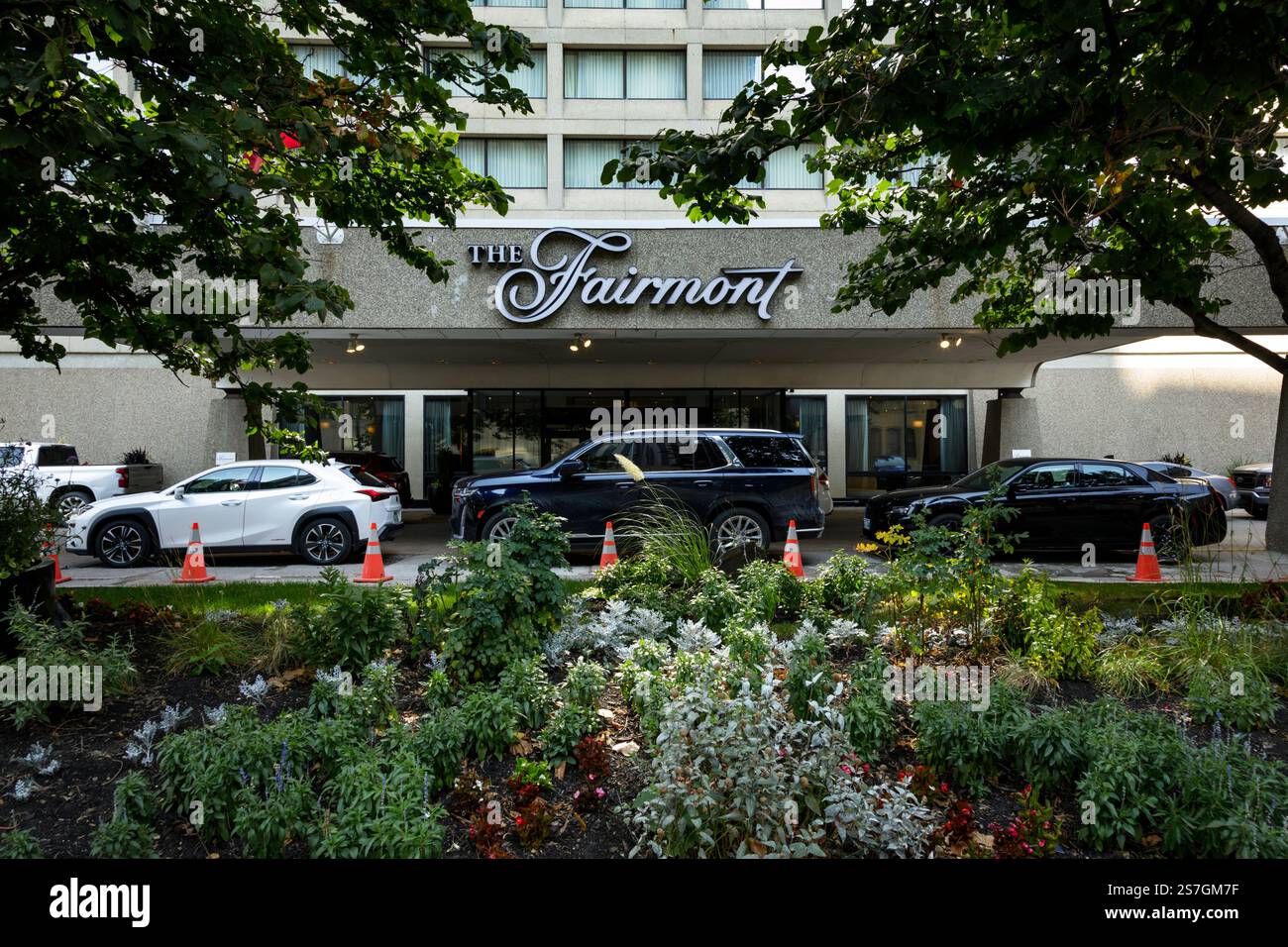 Fairmont hotels hi-res stock photography and images - Alamy