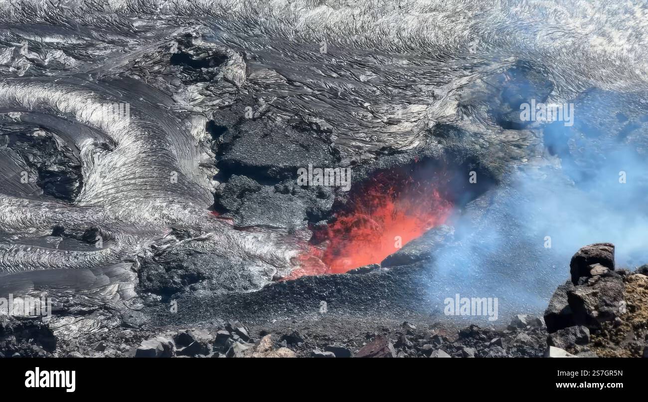 Kilauea, United States of America. 02 January, 2025. Lava vents shoot ...