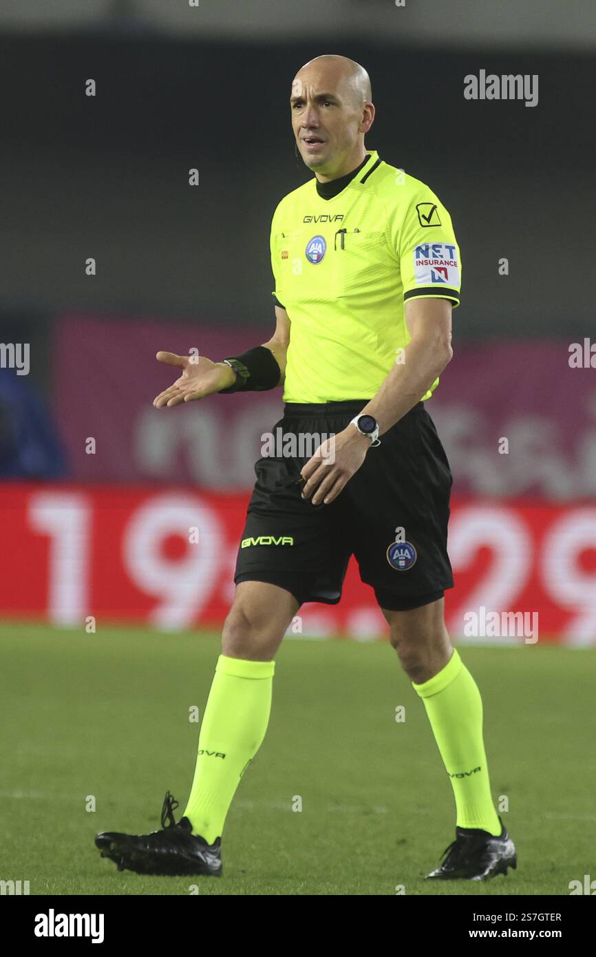 Verona, Italy. 19th Jan, 2025. the Referee Michael Fabbri during Hellas ...