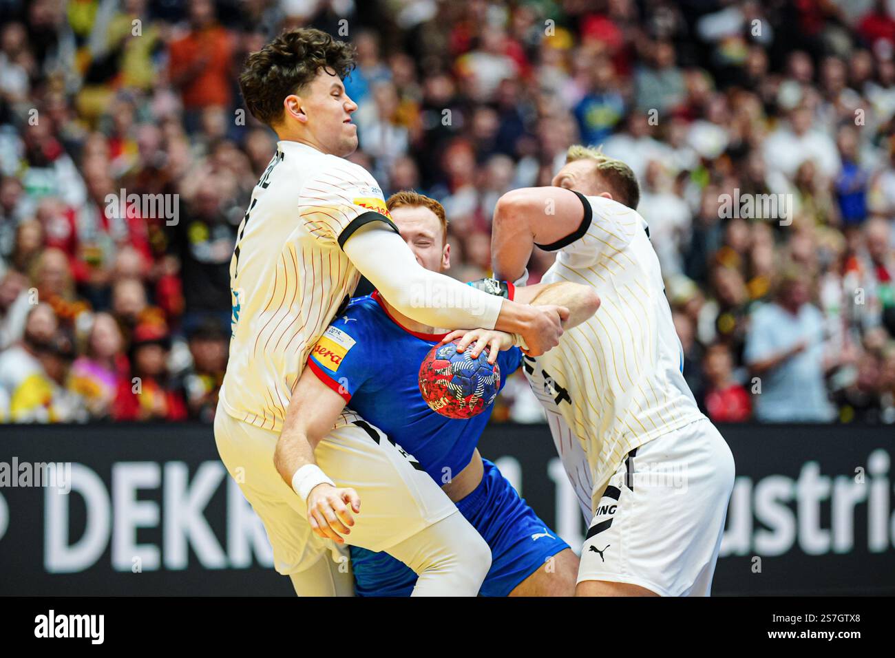 Marko Grgic (Deutschland, #71), Tomas Piroch (Tschechien, #07), Justus Fischer (Deutschland, #54 ...
