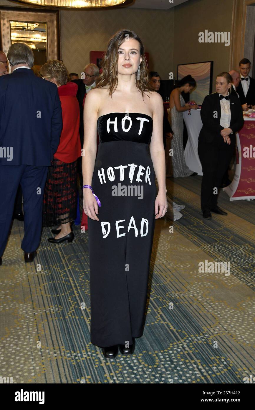 RECORD DATE NOT STATED Presseball Berlin Luisa Neubauer bei dem Presseball Berlin im Titanic ...