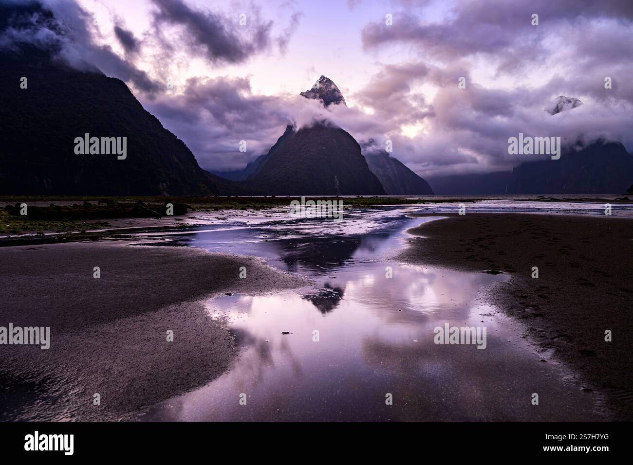 Milford Sound / Piopiotahi is a fiord in the south west of New Zealand ...