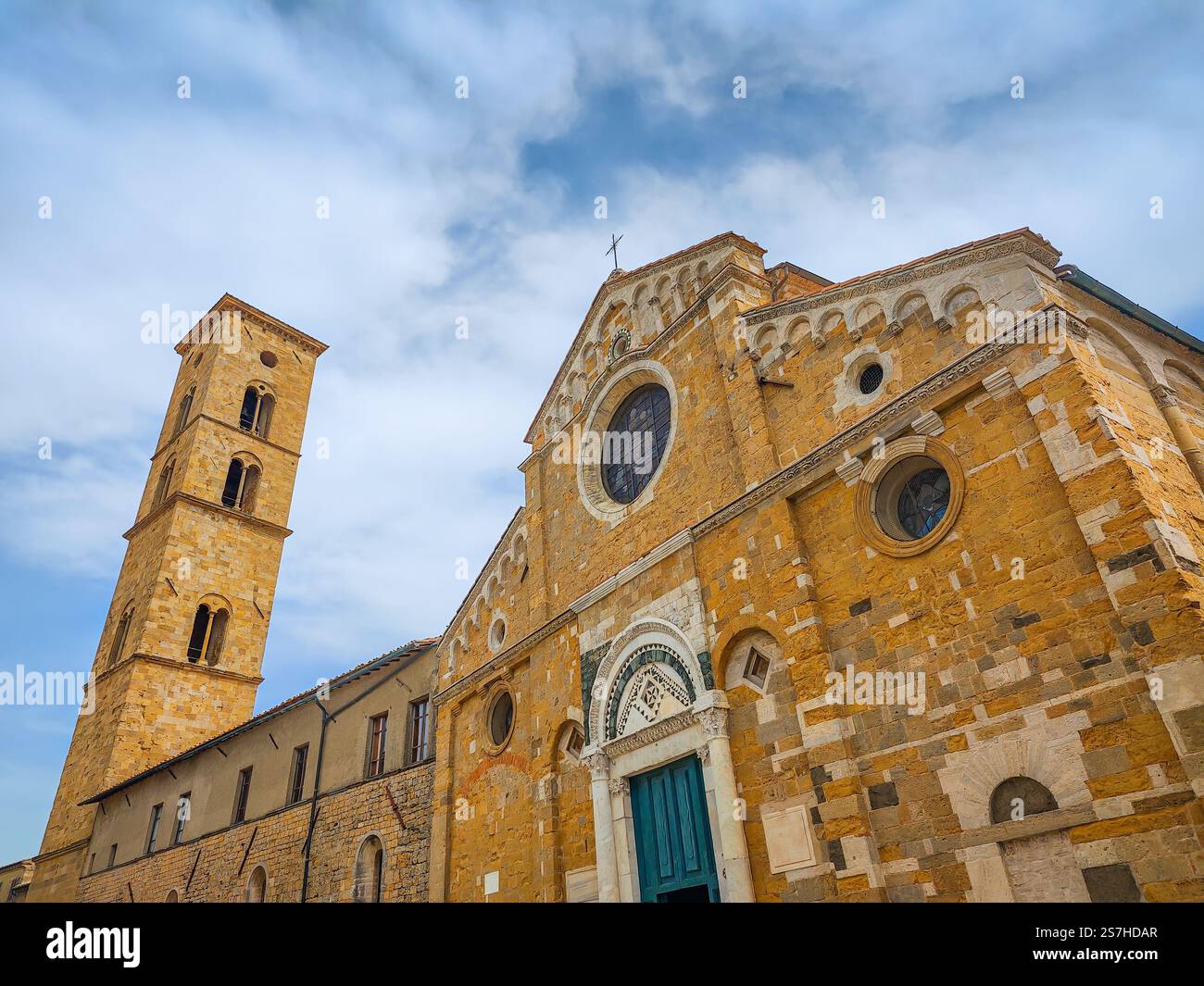 Volterra, Tuscany. Street view of Volterra - medieval Tuscan town ...