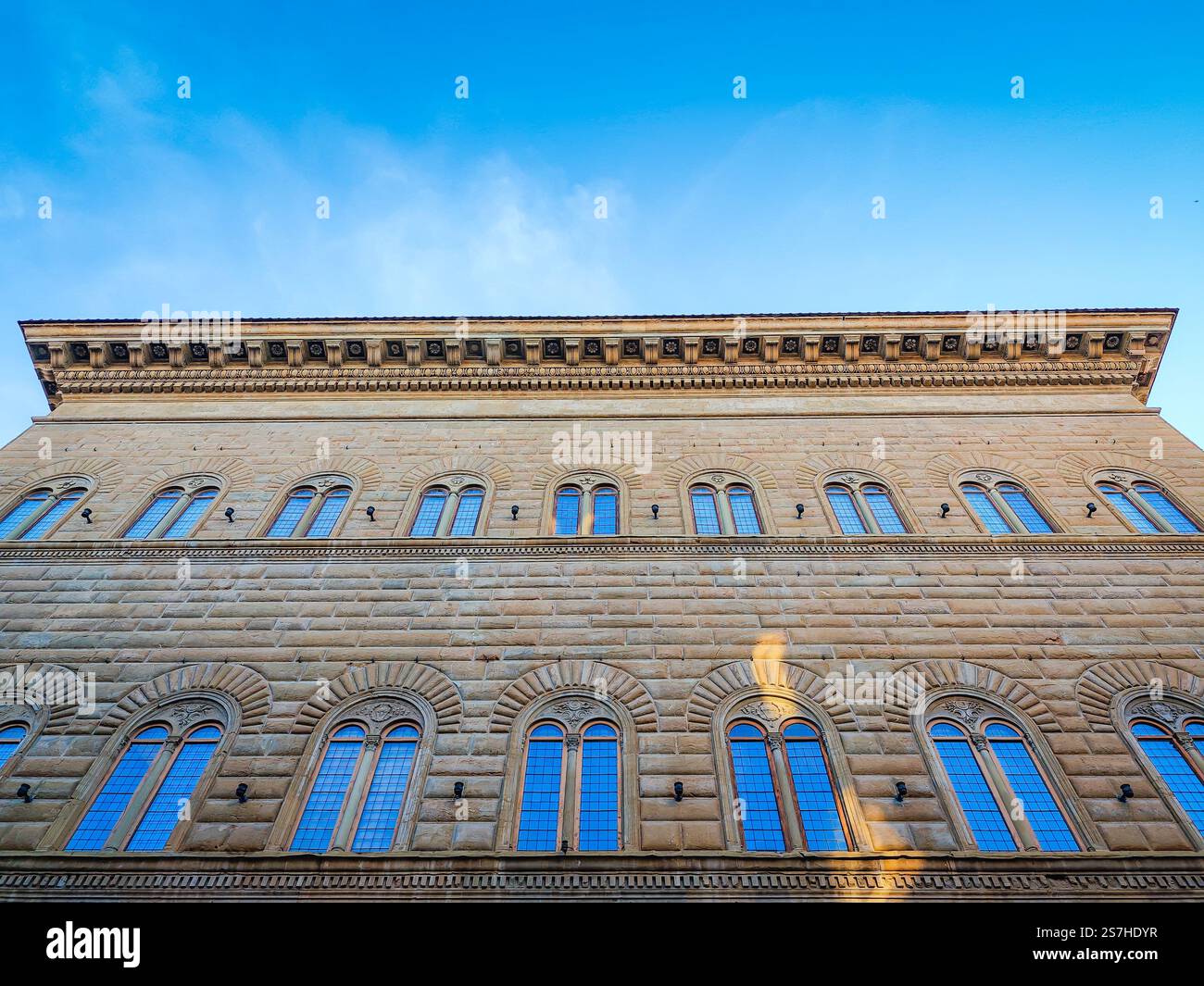 Firenze building hi-res stock photography and images - Alamy