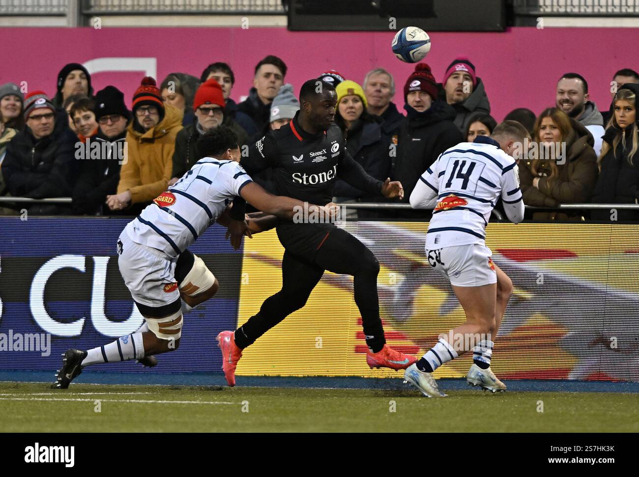 Barnet, United Kingdom. 19th Jan, 2025. Investec Champions Cup ...
