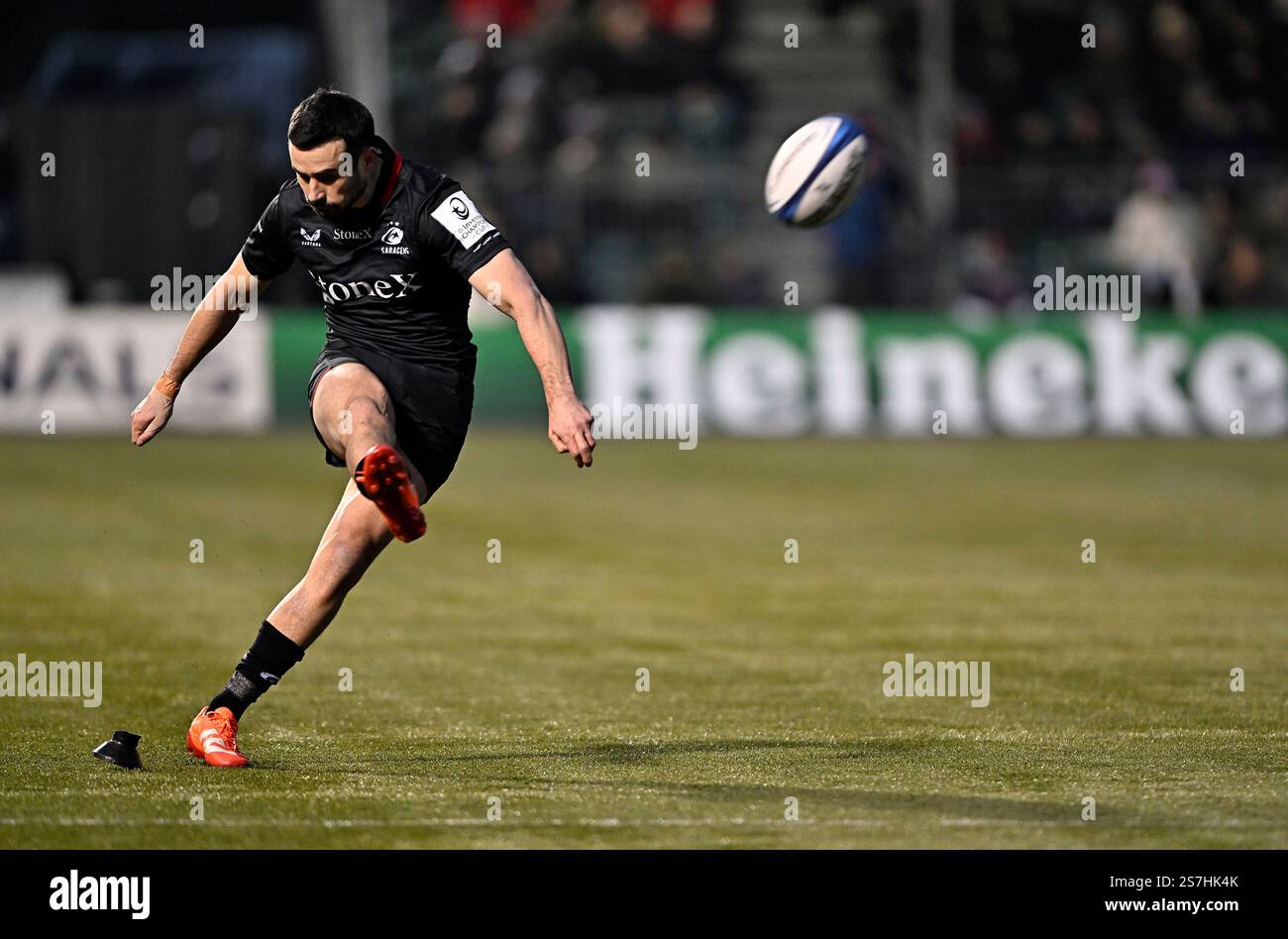 Barnet, United Kingdom. 19th Jan, 2025. Investec Champions Cup ...