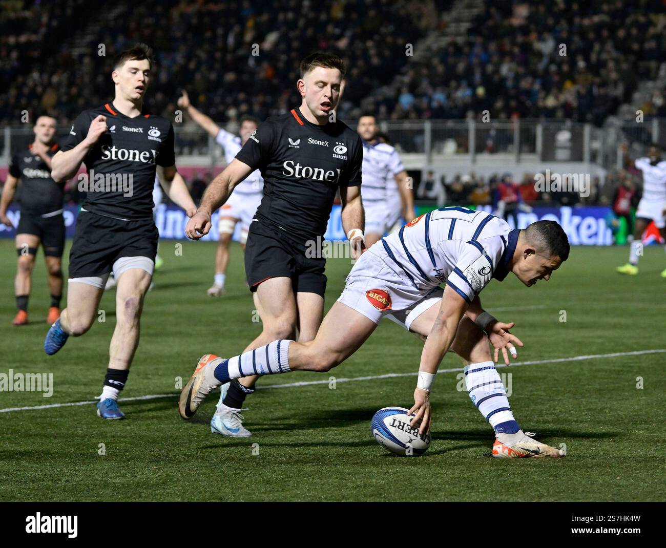 Barnet, United Kingdom. 19th Jan, 2025. Investec Champions Cup ...