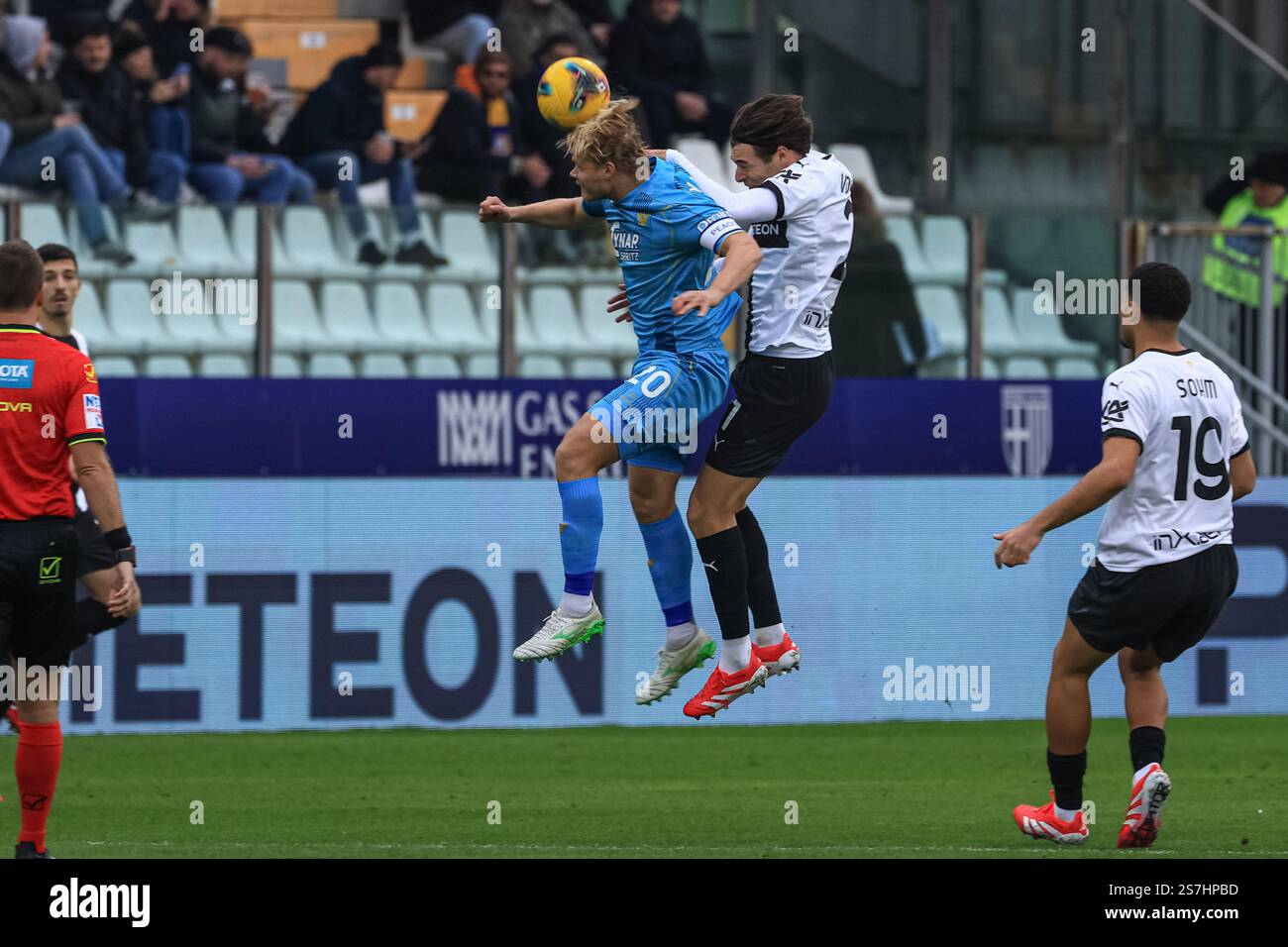 Parma, Italy. 19th Jan, 2025. Joel Pohjanpalo (Venezia FC) fights for ...