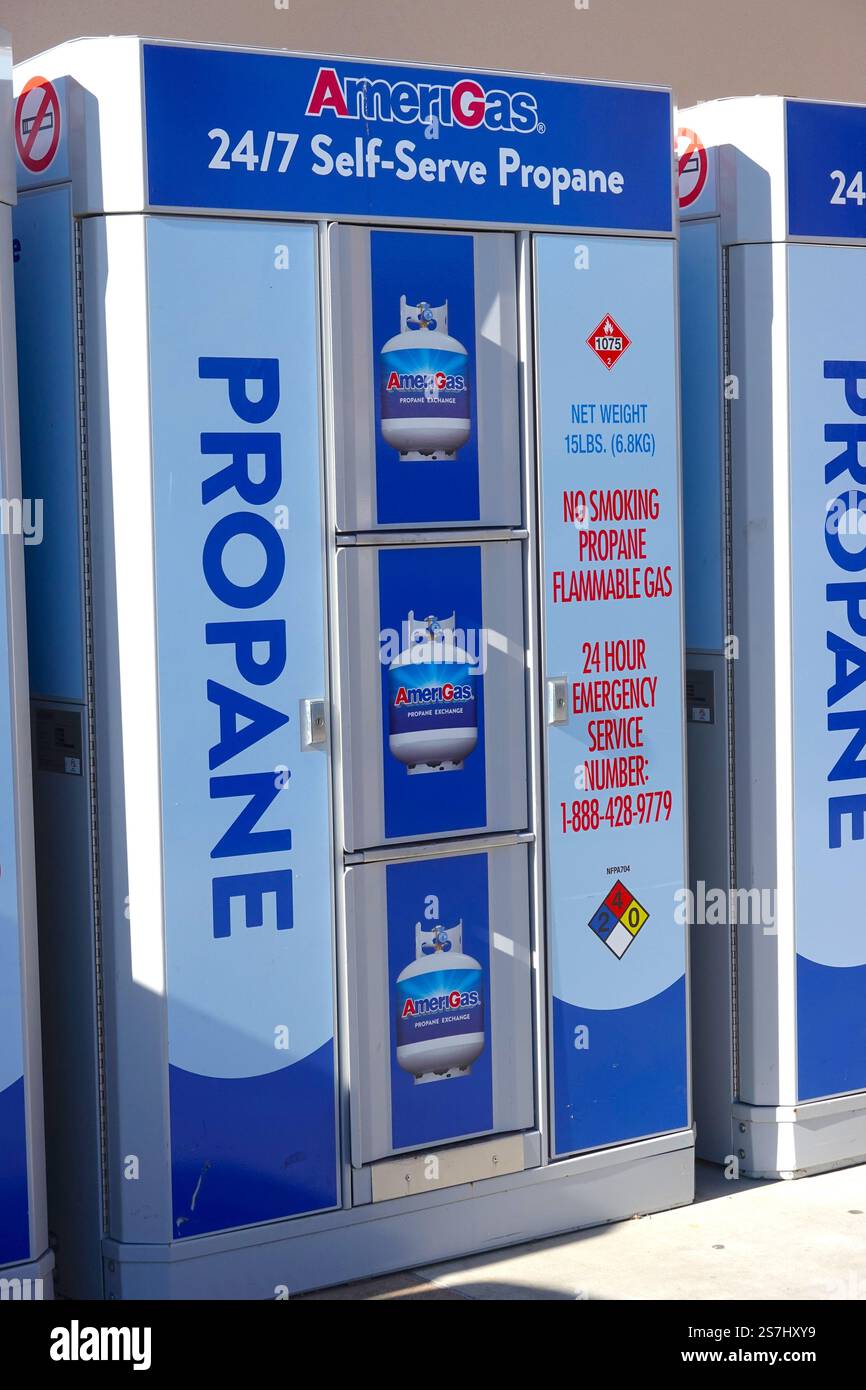 American Gas self service propane tanks exchange .California ; USA Stock Photo - Alamy