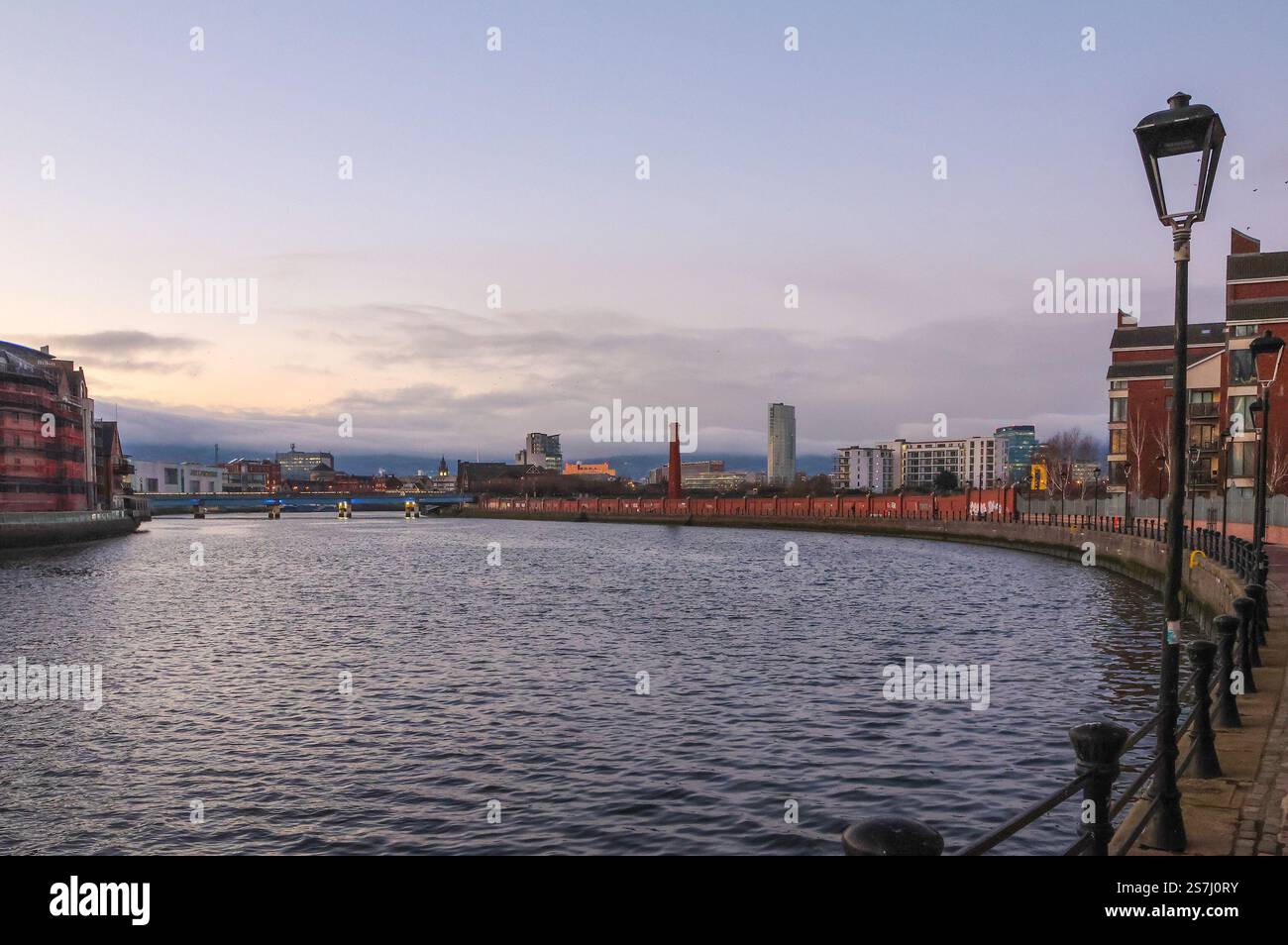 Walking rive lagan hi-res stock photography and images - Alamy